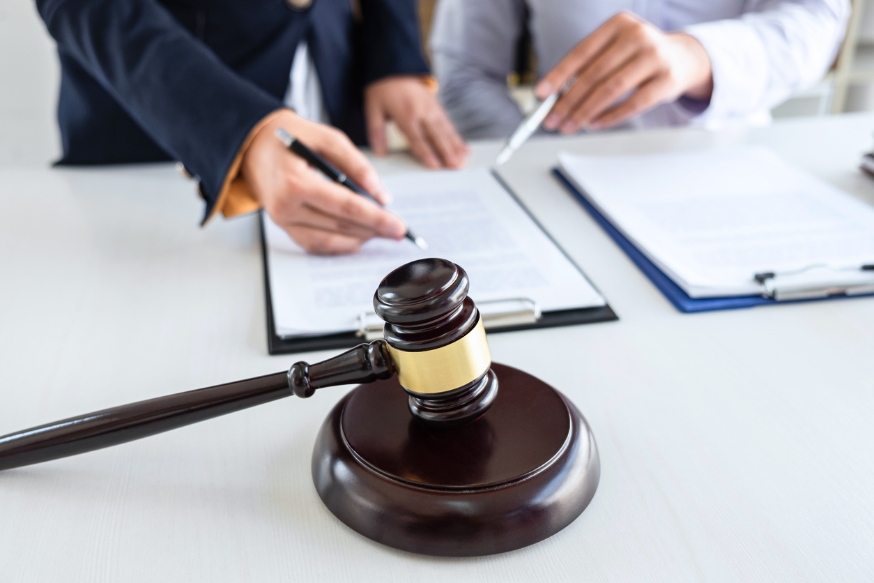 Contributory Fault | Graves Thomas Injury Law Group